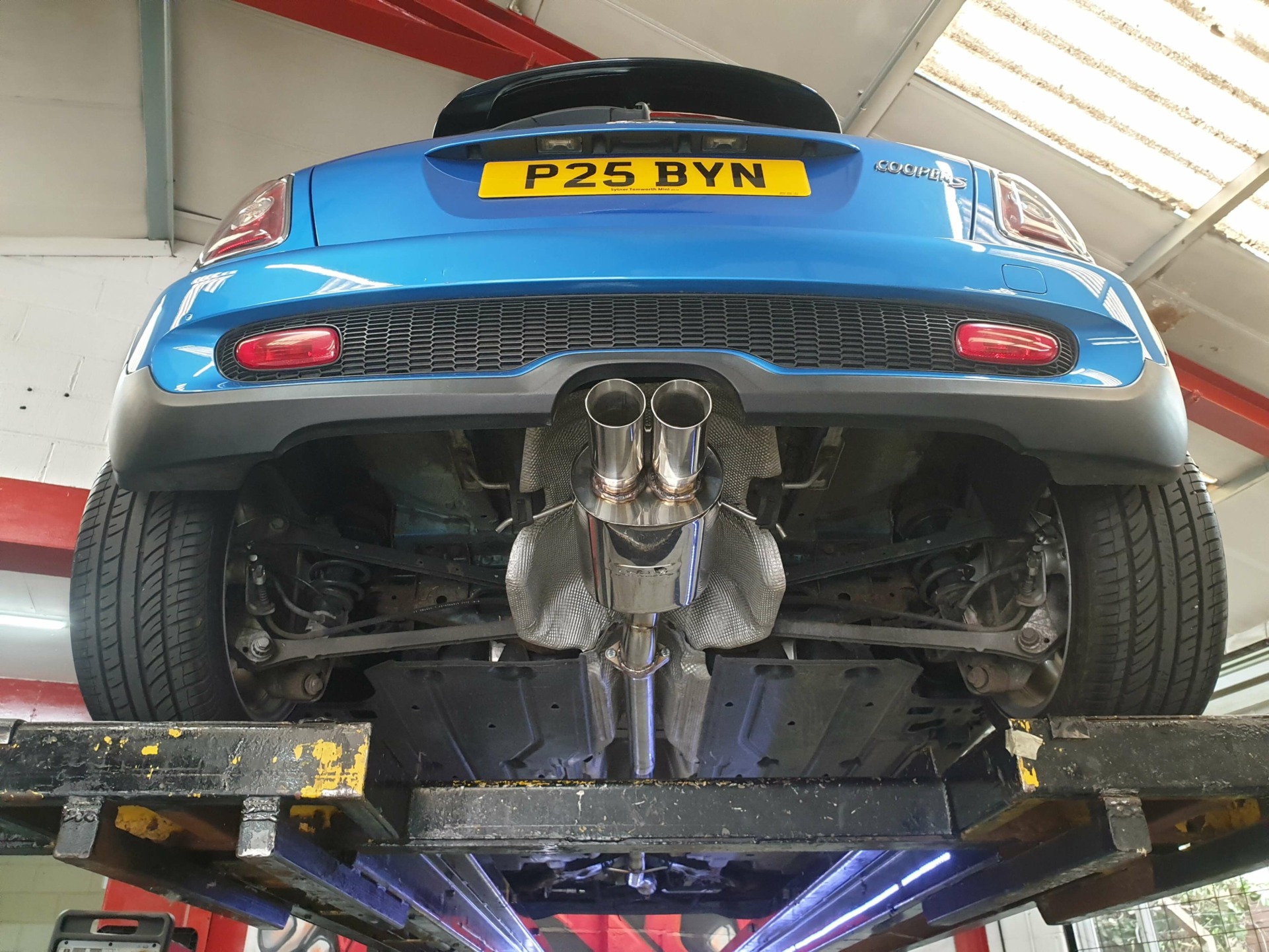 Mini Cooper S 1.6 Turbo ECU Remapping & Performance Exhaust