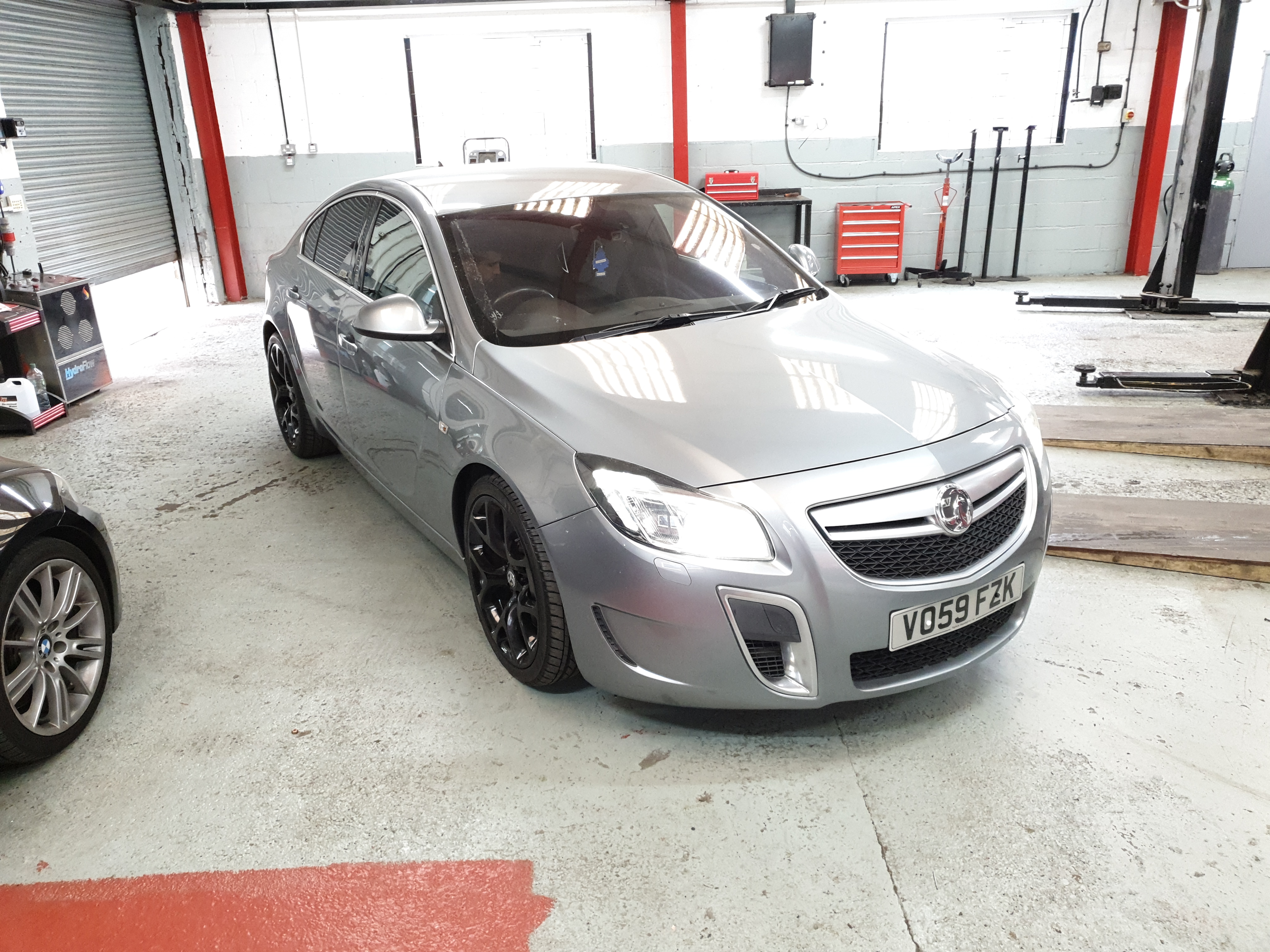 VX INSIGNIA VXR - DKU Performance