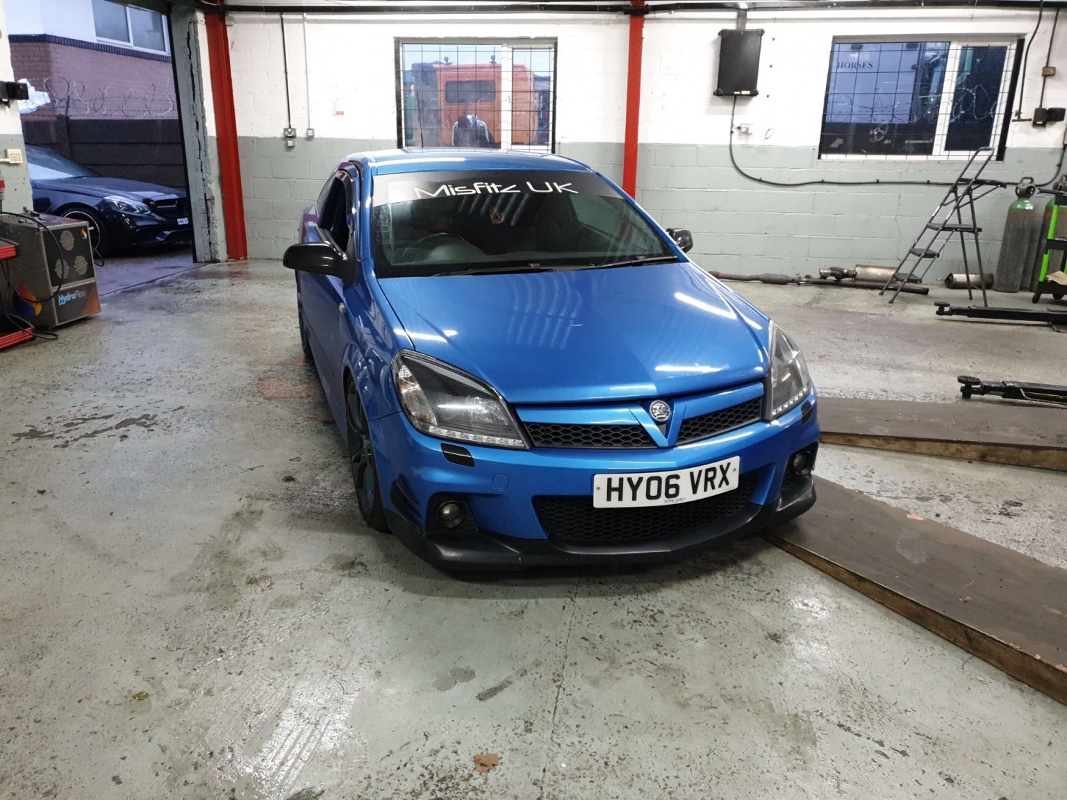 Vauxhall Astra 2.0T VXR ECU Remapping, Carbon Cleaning & Exhaust