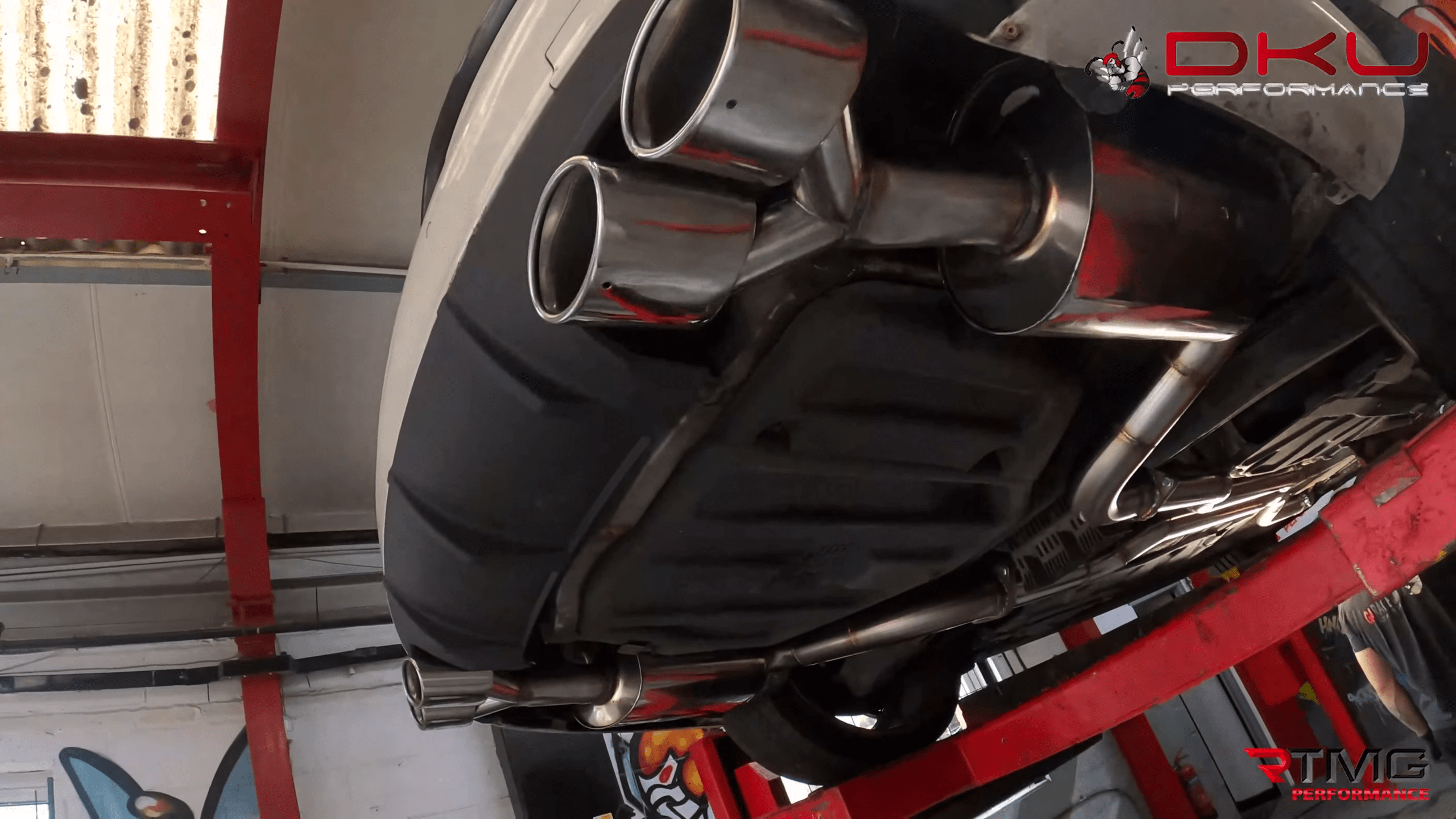 Mercedes C63 AMG Custom Exhaust & Soundcheck - DKU Performance