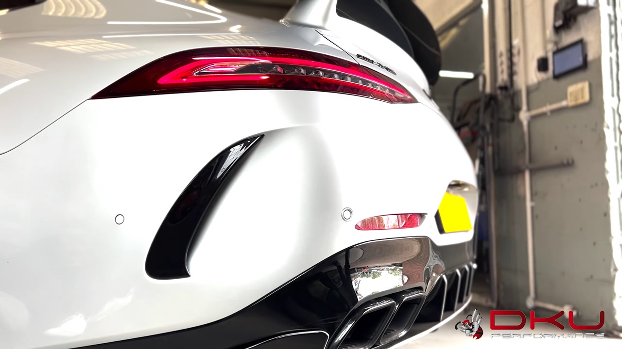 Mercedes AMG GT63S Carbon Cleaning - DKU Performance